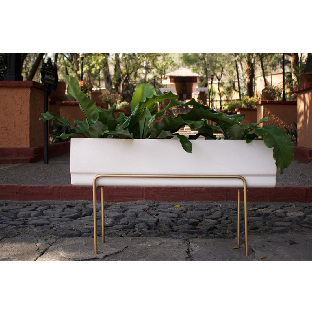 Jardinera de Canal con Base de Herrería – Anteramx